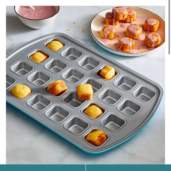 Kitchen | Pampered Chef Brownie Bite Pan Never Used In Wrapping | Poshmark
